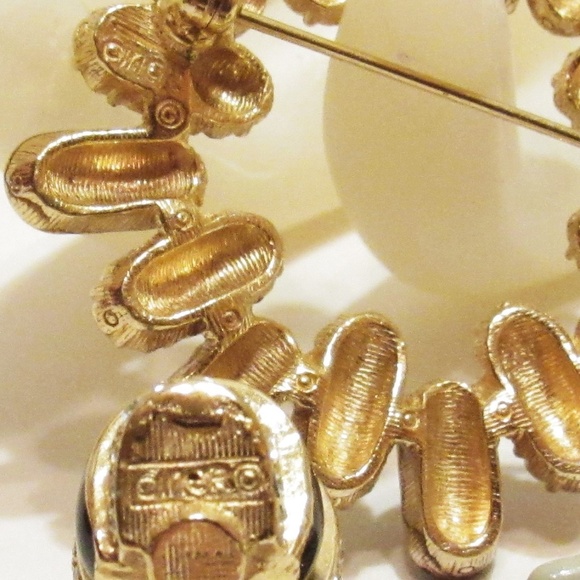 Ciner | Jewelry | Vintage Ciner Rhinestone Enamel Brooch Earring Set ...
